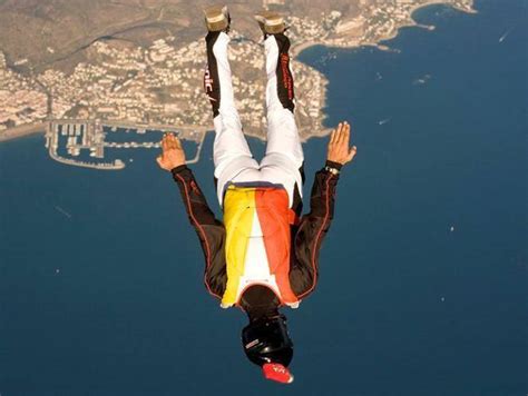 Upt Vector V3 Skydiving Container Parafunalia