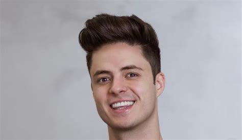 Conheça Enaldinho Youtuber Mineiro Que Começou A Carreira Numa Banheira De Slime E Está Milionário