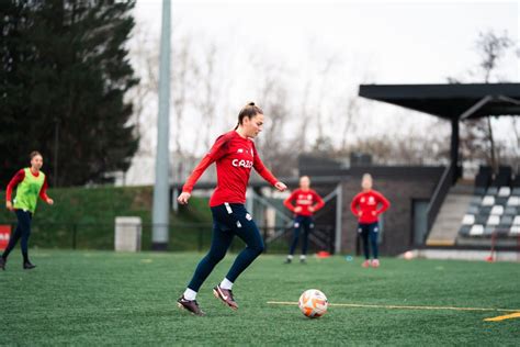 Losc Féminines Le Derby Losc Rc Lens Diffusé Et Commenté Le Petit