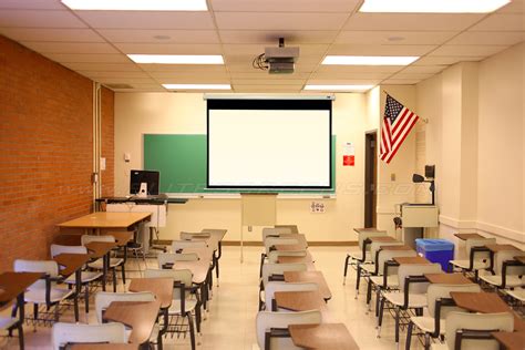 Projector Screen In Class The Best Projectors And Screens For Cycle