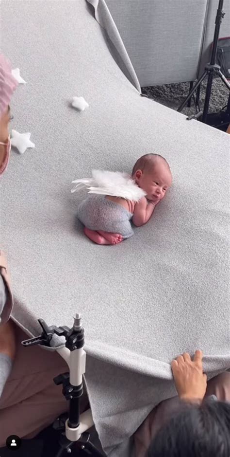 ดิว อริสรา พาลูกชายถ่ายแบบครั้งแรก น่าเอ็นดูทุกลุค ครั้งนี้เห็นหน้าชัด