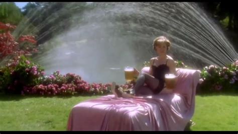 Julie Bowen Happy Gilmore Hot