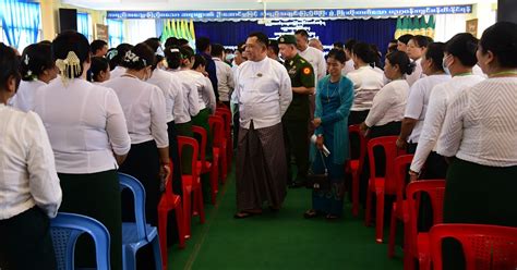 ရှမ်းပြည်နယ်ဝန်ကြီးချုပ် ဦးအောင်ဇော်အေး၊ တောင်ကြီးပညာရေးဒီဂရီကောလိပ