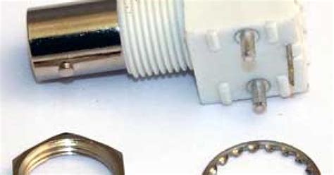 Bnc 75 Ohm Insulated Elbow Pcb Socket Standard Profile