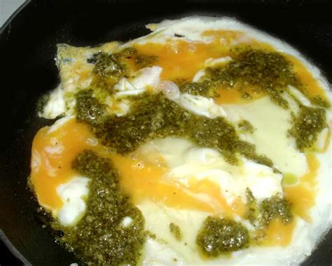 Pesto Rippled Scrambled Eggs Recipe Chefs Resource Recipes
