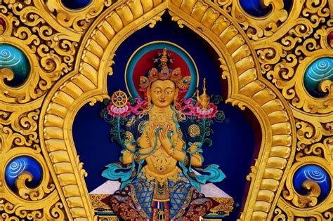 西藏菩萨 库存照片 图片 包括有 艺术 东部 印度 喜欢 金子 花卉 布琼布拉 修道院 拱道 70395592