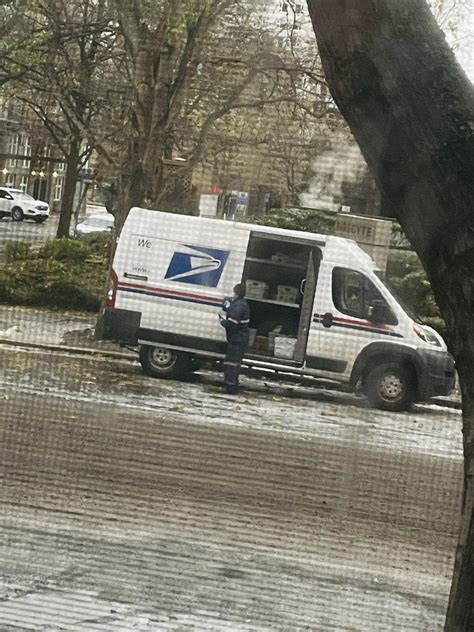 Usps Out Here Doing Gods Work Rseattlewa