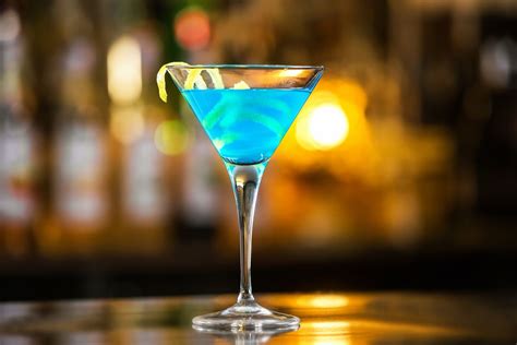 Angelo Azzurro La Ricetta Del Cocktail Italiano Più Blu Che Cè