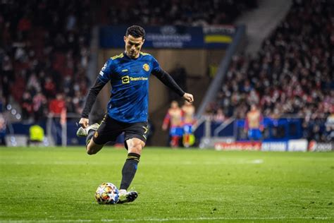 Cristiano Ronaldo Bicycle Kick 2022