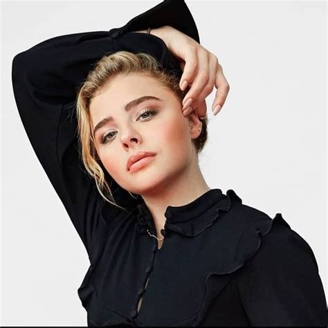 Chloe Grace Moretz R Nosekink