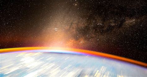 Astronaut Captures Stunning Photo Of Milky Way And Starlink Satellites