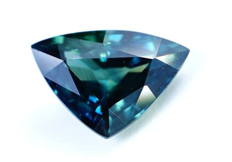 Pas de prix de réserve Bleu verdâtre profond Saphir Catawiki