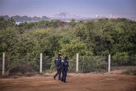 Rompieron la malla ciclónica Les roban dos vehículos de la nueva