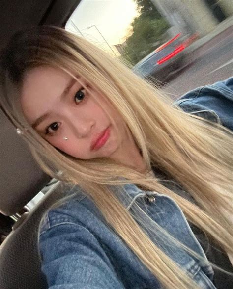 Hanni And Haerin Blessed Us With Their Blonde Hair Rnewjeanshotties