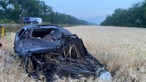 Смертельна ДТП на Кіровоградщині Загинули троє 17 річних дівчат ФОТО Хронікерс