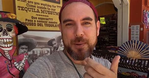 Un Youtuber Canadiense Denunció A La Policía De Playa Del Carmen Por
