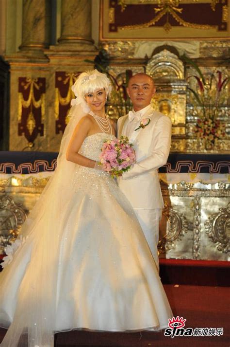 张卫健张茜相恋10年终结婚（组图）思考者新浪博客