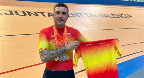 El Ciclista Pacense Rubén Tanco Hará El Saque De Honor Del Cd Badajoz Ad Ceuta