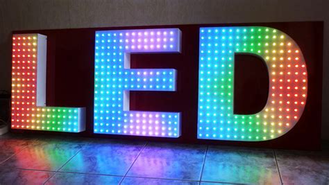 Изготовление световых LED-панелей в Саратове
