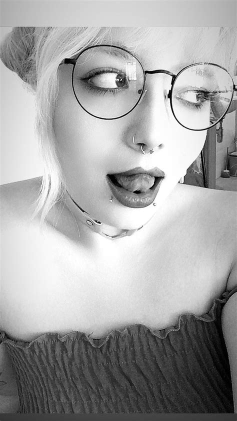 Branca On Twitter Just Come Kiss Me And Bite Me