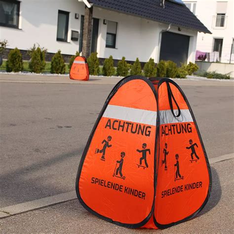 Die Eindrucksvollsten 9 Vorsicht Spielende Kinder Aufsteller