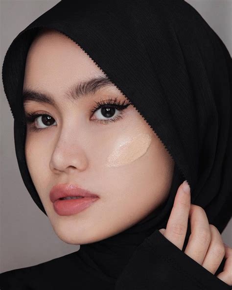 Pin By Soulit Fag On Sahsfir Hijab Aesthetic Photoshoot Makeup