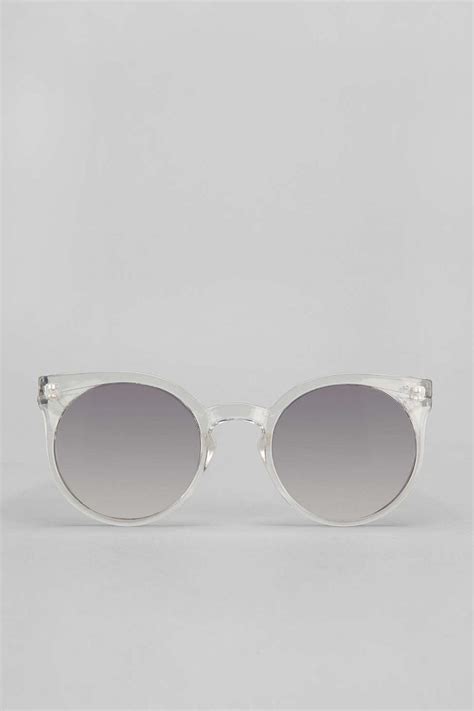 Quay Kosha Round Sunglasses Round Sunglasses Urban Outfitters