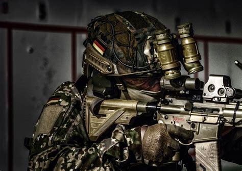 Lesestoff Equipment For Special Forces