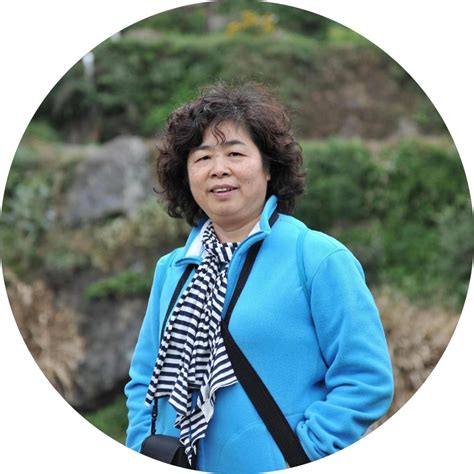 携新作走进观成人文大讲堂，作家袁敏：月光洒落，处处风景