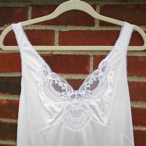 Wondermaid Nylon Full Slip Nightgown Dress Lace Bodice White Vintage