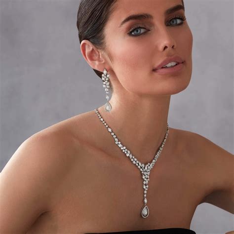 Make A Statement With Bold Diamond Jewelry A Fashion Must Have