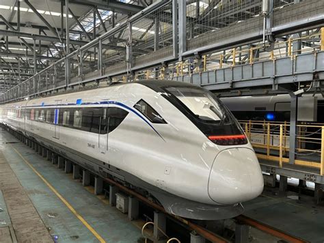 广东首批四编组动车组跨国铁成功回送至广清广州东环城际 城轨 新闻 轨道交通网 新轨网