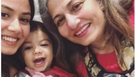 Bela Rajput শাহিদ কাপুরের শাশুড়িও ফিটনেস ফ্রিক মীরা শেয়ার করলেন ছবি