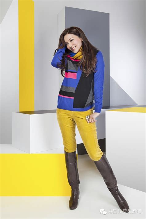 4月30日，雪花 脸谱之夜，香港tvb人气女星「陀枪师姐」滕丽名与您相约五月花！ 南昌五月花酒吧南昌mayflowerclub