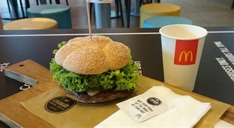 Mcdonalds Create Your Taste Build Your Own Burger