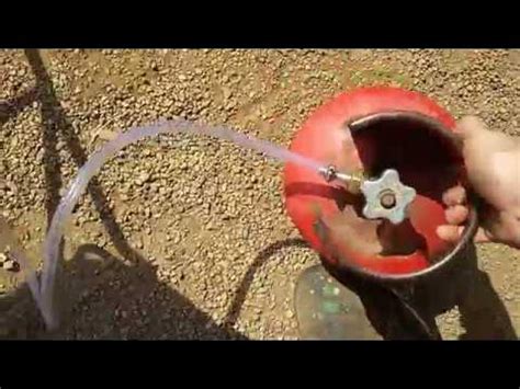 Заправка Перекачка газа из большого в маленький баллон - YouTube
