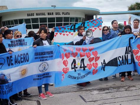 Argentine Submarine Found First Photos Of Wreck Emerge As Families