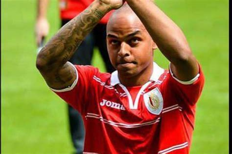 Ogunjimi Être Au Coup Denvoi De La Saison La Dhles Sports