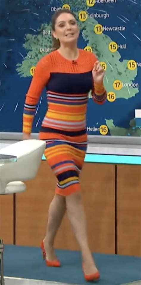 Pin Van Tim Reeve Op Laura Tobin Weather Girl