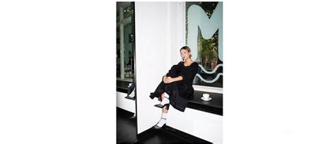 Forma E Tingullit Christine Sun Kim E Riinterpreton Gjuhën E Shenjave Përmes Artit Nacionale