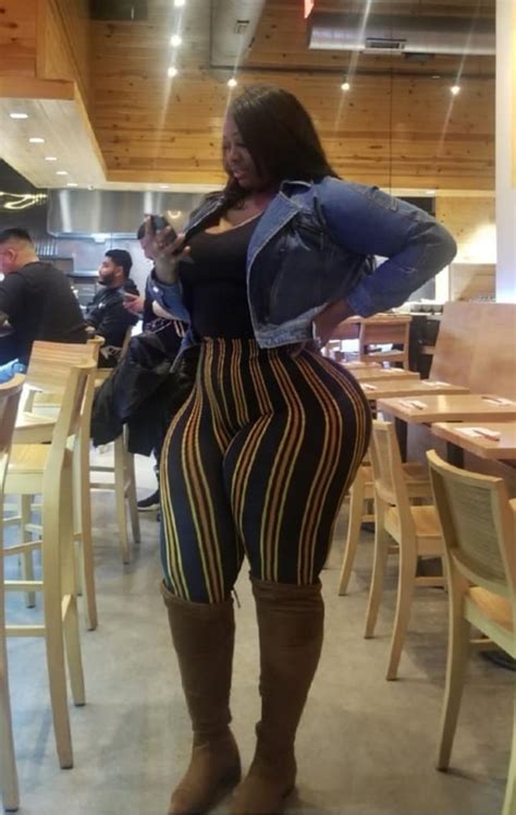 Chelly Chellz R Bigblackasses