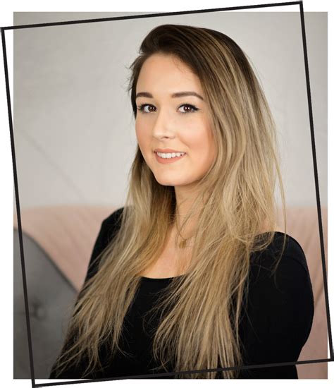 Download Bella Photo Shoot Full Size Png Image Pngkit