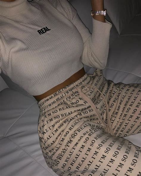 Pinterest Nandeezy † Стильные наряды Подростковые модные наряды