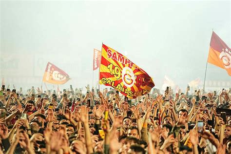 Galatasaray Haberlerİ Mauro Icardiden şampiyonluk Kutlamalarına Damga