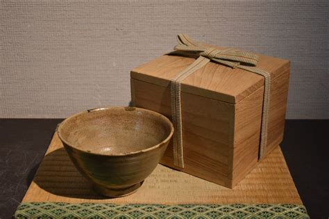 【ge】y889 李朝・高麗コレクター放出品 時代 高麗茶碗 朝鮮古陶磁 中国 古美術品 美術 骨董品 時代品 美術品品牌价格图片代购帮