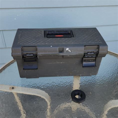 Replacement Latch For 1990s Rubbermaid Toolboxes Keepers Totelocker