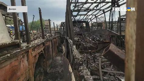 Обстрел автопредприятия в Днипре РФ атакует гражданские объекты Youtube