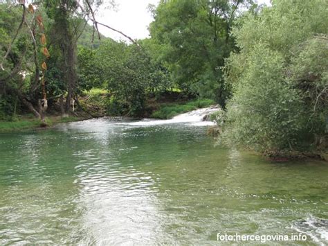 Prirodne ljepote Ljubuškog kraja Kravice i Božjak Ljubuški
