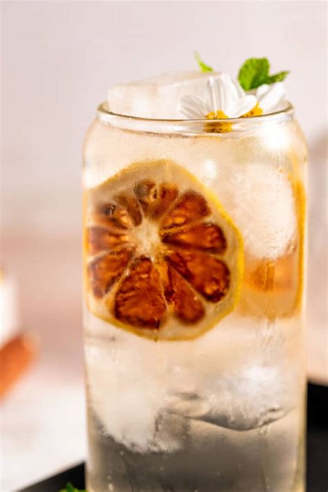 Classic Whiskey Highball Baking Ginger