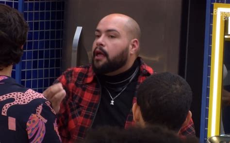 Tiago Abravanel Propõe Bbb 22 Do Amor E Revolta Web Inimigo Do
